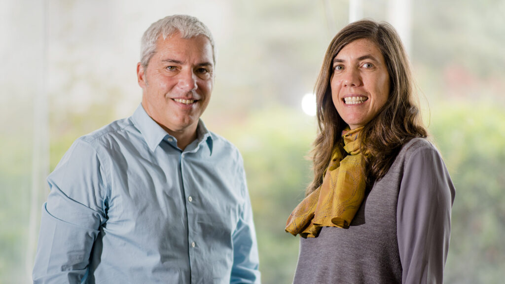 Los profesores PUCP Jean Pierre Crousse y Sandra Barclay serán ...