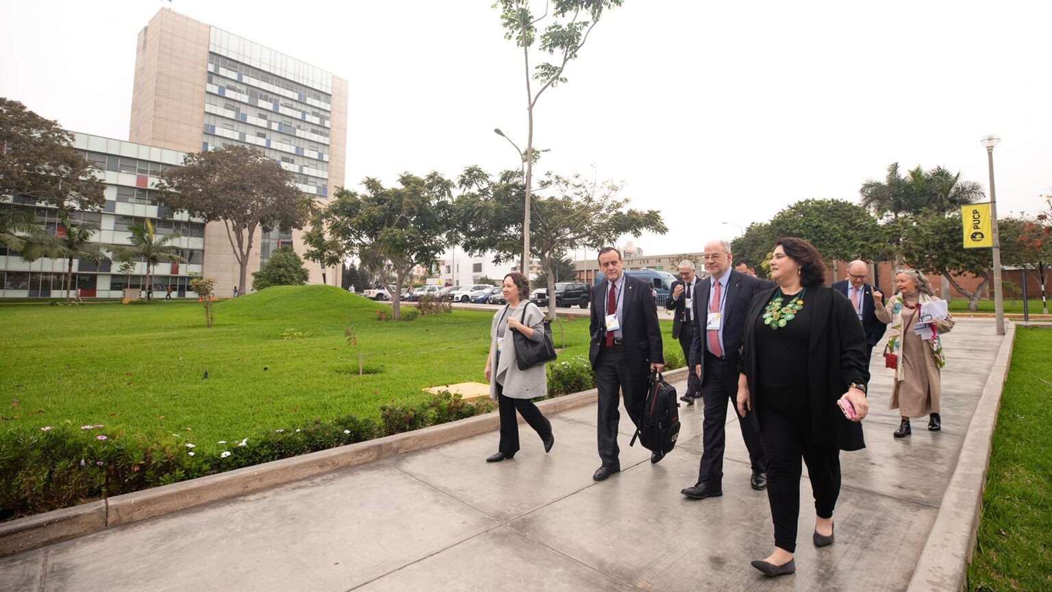 Rectores de las universidades pontificias de Perú, Chile y Colombia inauguraron el Simposio ...