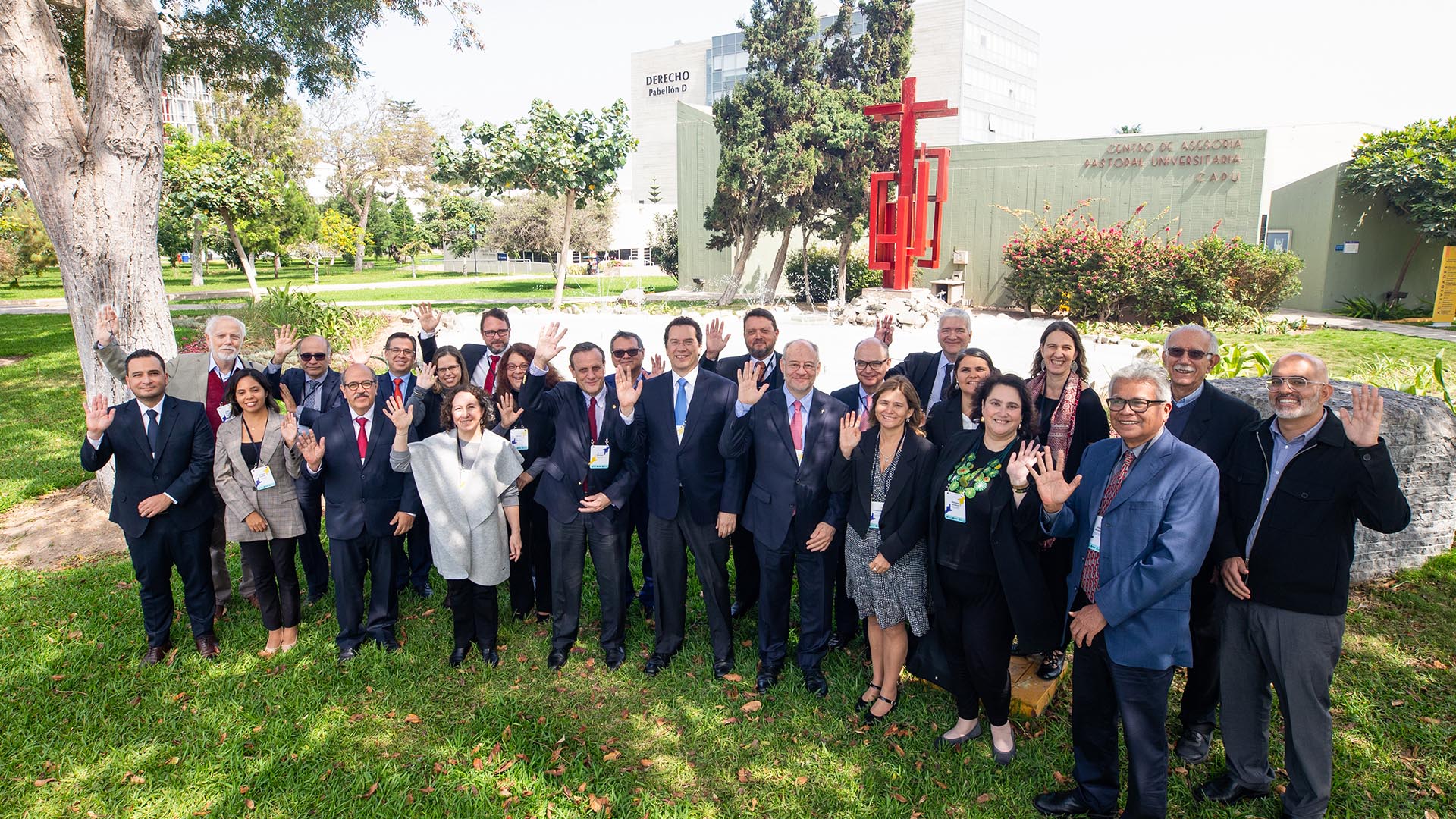 Rectores de las universidades pontificias de Perú, Chile y Colombia inauguraron el Simposio ...
