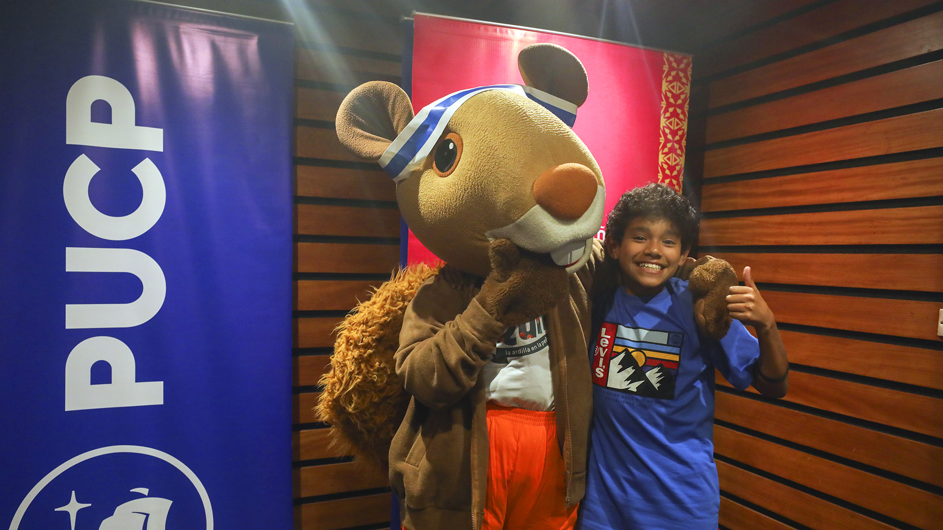 Revive el estreno teatral de "Quilla, la ardilla en la peña Pimpilla" - PuntoEdu PUCP