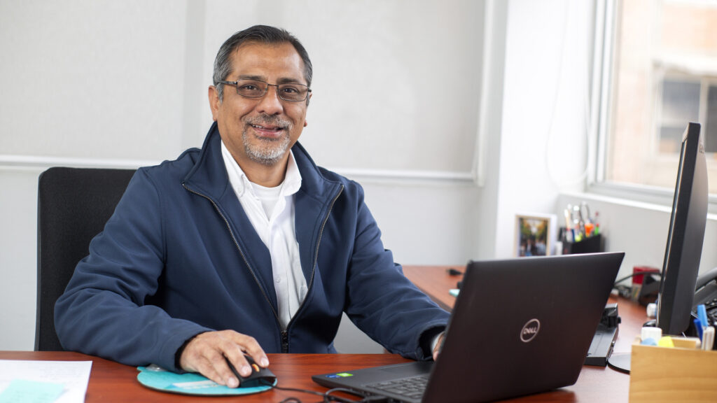 Óscar Miranda comparte su visión como director académico de Economía PUCP