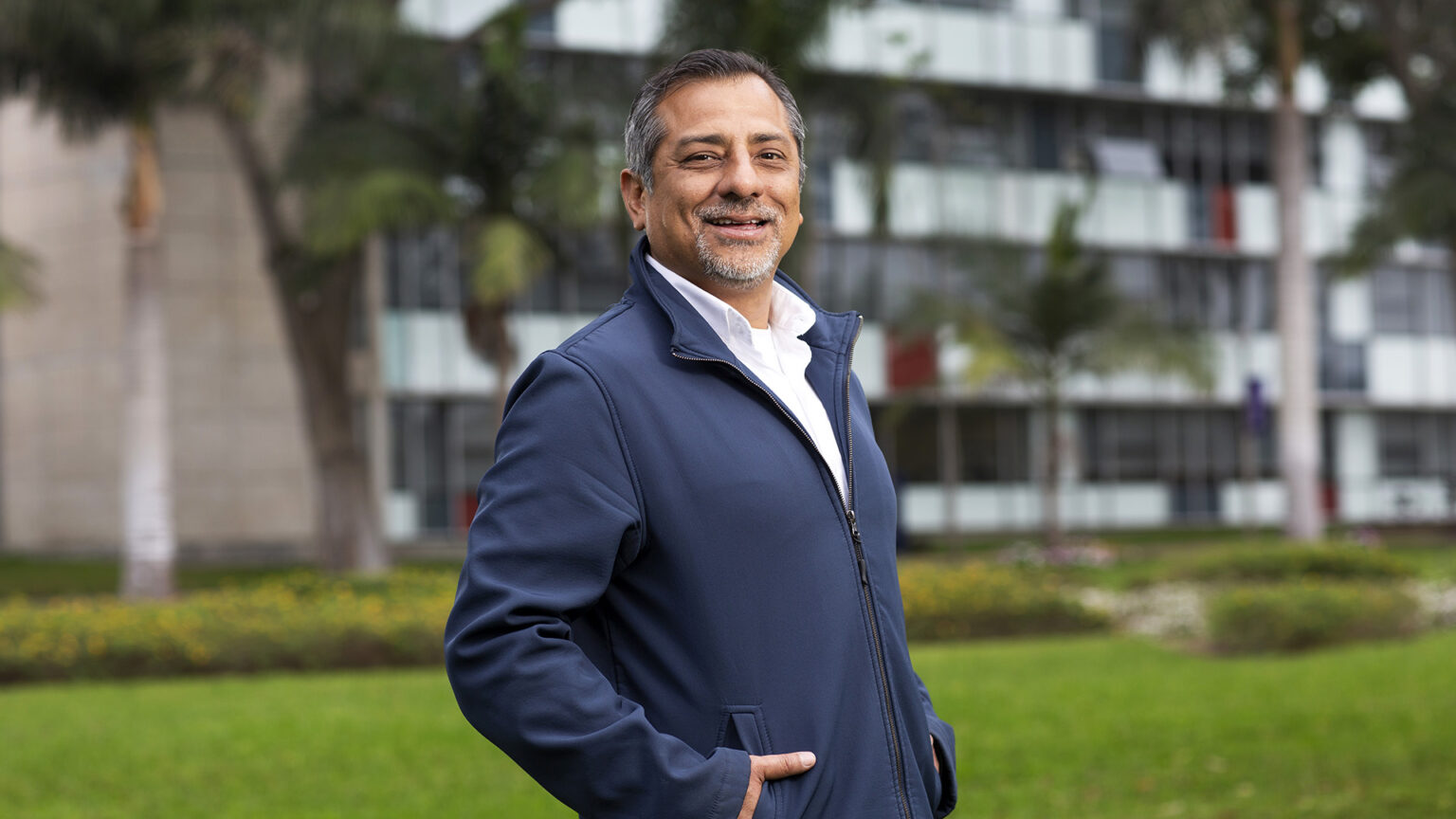 Óscar Miranda comparte su visión como director académico de Economía PUCP