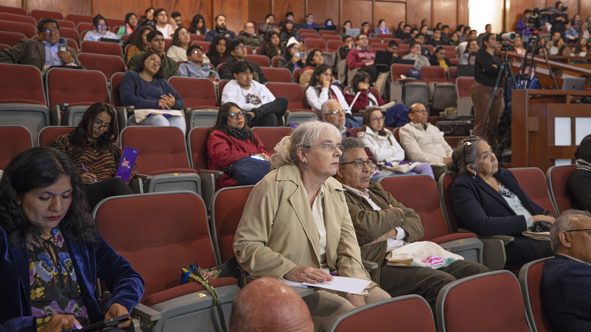 Dra. Asifa Majid explora la relación entre lenguaje y pensamiento