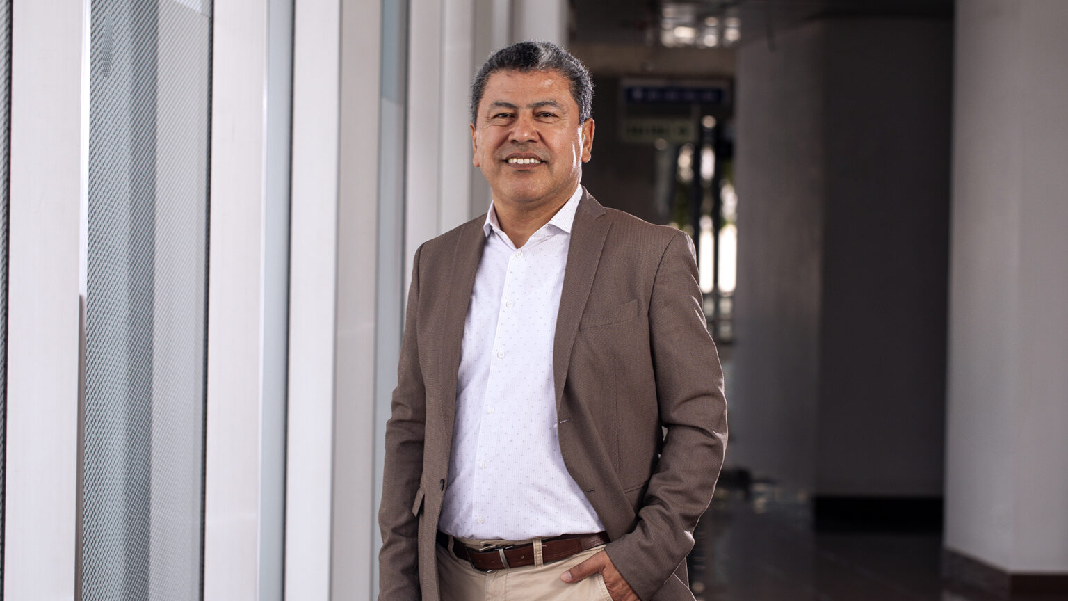 Javier La Rosa es el nuevo defensor universitario de la PUCP - PuntoEdu ...